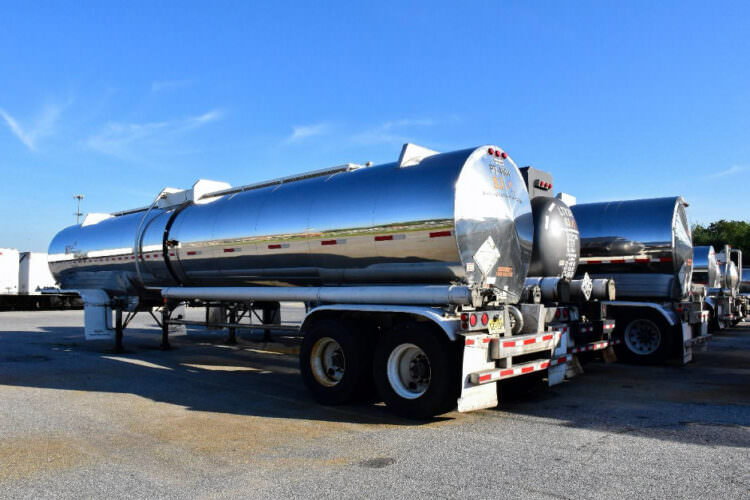 What is a Tanker Truck? (A Concise Guide) | Syntech Engineers Pte Ltd