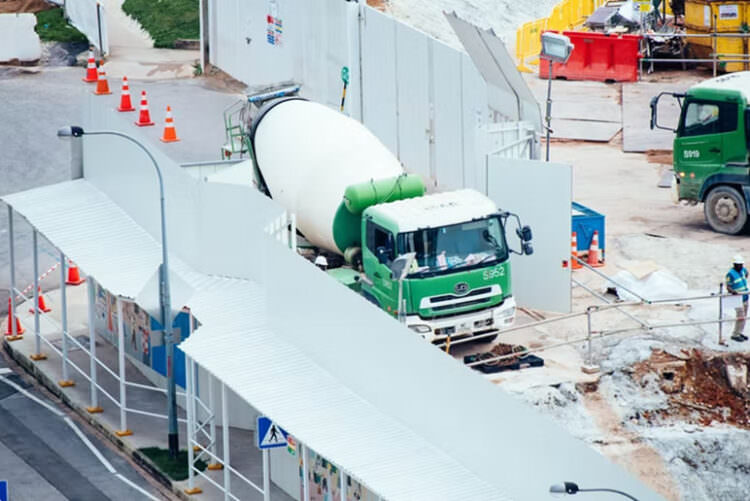 What Is a Cement Truck & How Do They Work? (A Concise Guide) – Syntech ...